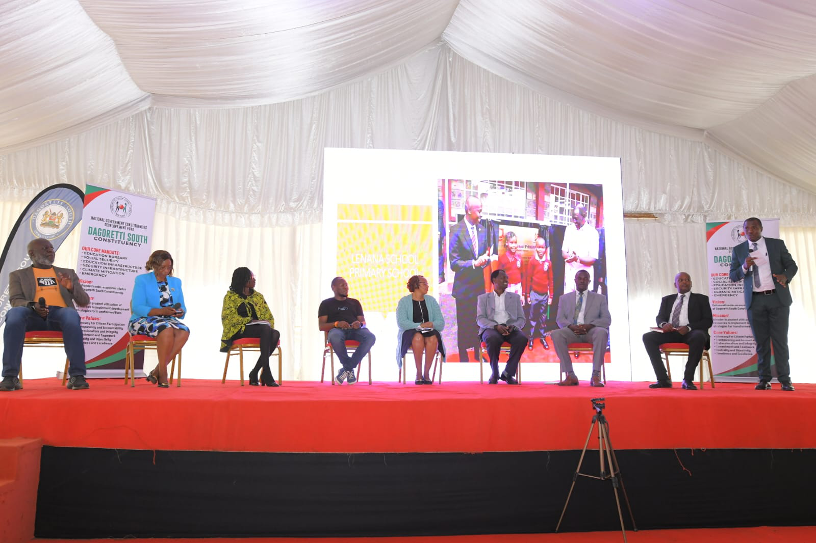 Supporting the Institutionalization of Proven Education Models through ...